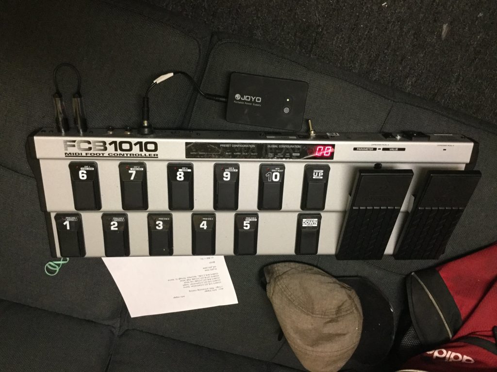 How to make a: Wireless, Battery Powered Behringer FCB 1010